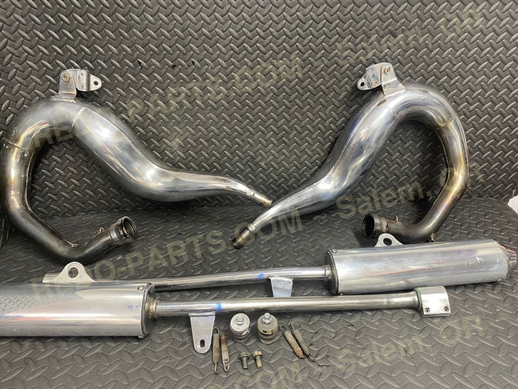 FMF Gnarly Pipes with Stingers and Silencers. *USED* – Re-Do Banshee